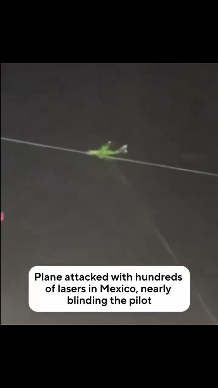 PLANE TARGETED BY LASERS👨‍ ️ ️⚡️🔫WHILE FLYING OVER MEXICO🧑‍ ️ ️🌎💫