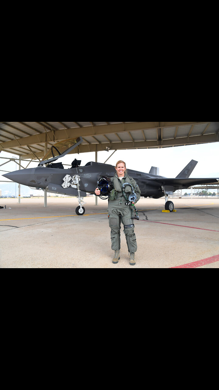 USA fighter pilots Female fighter pilots F-35 fighter jet F-35 female ...