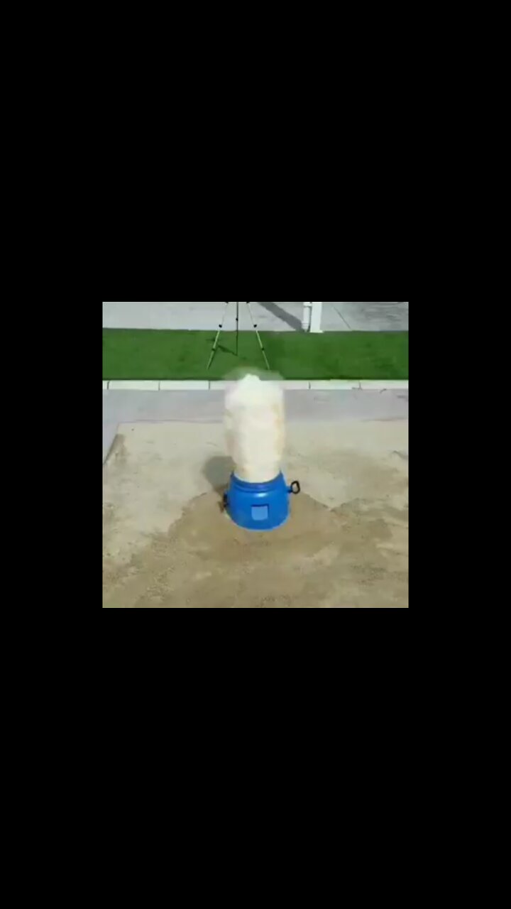 Mentos, soda, & soap in balloons to excite kids