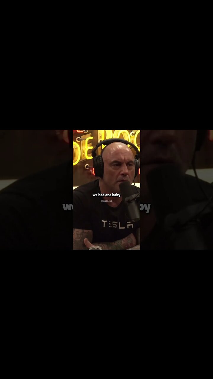 Joe Rogan How Yeonmi Park escaped North Korea part 1