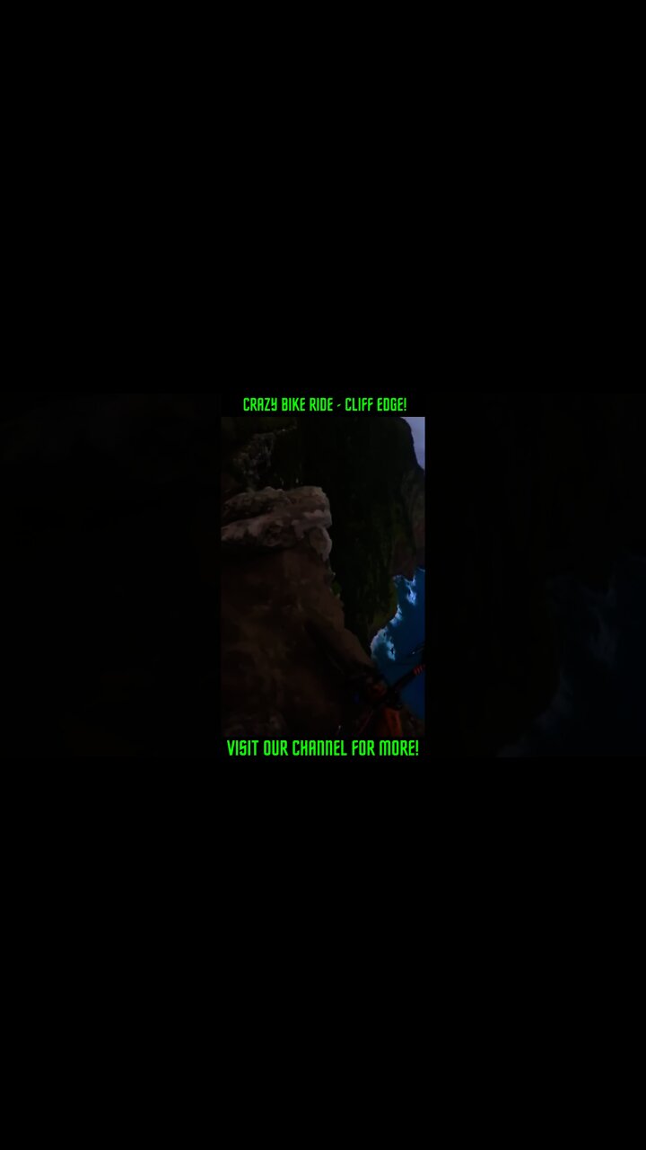 Crazy Mountain Bike Cliff Edge Ride! #Shorts #viral