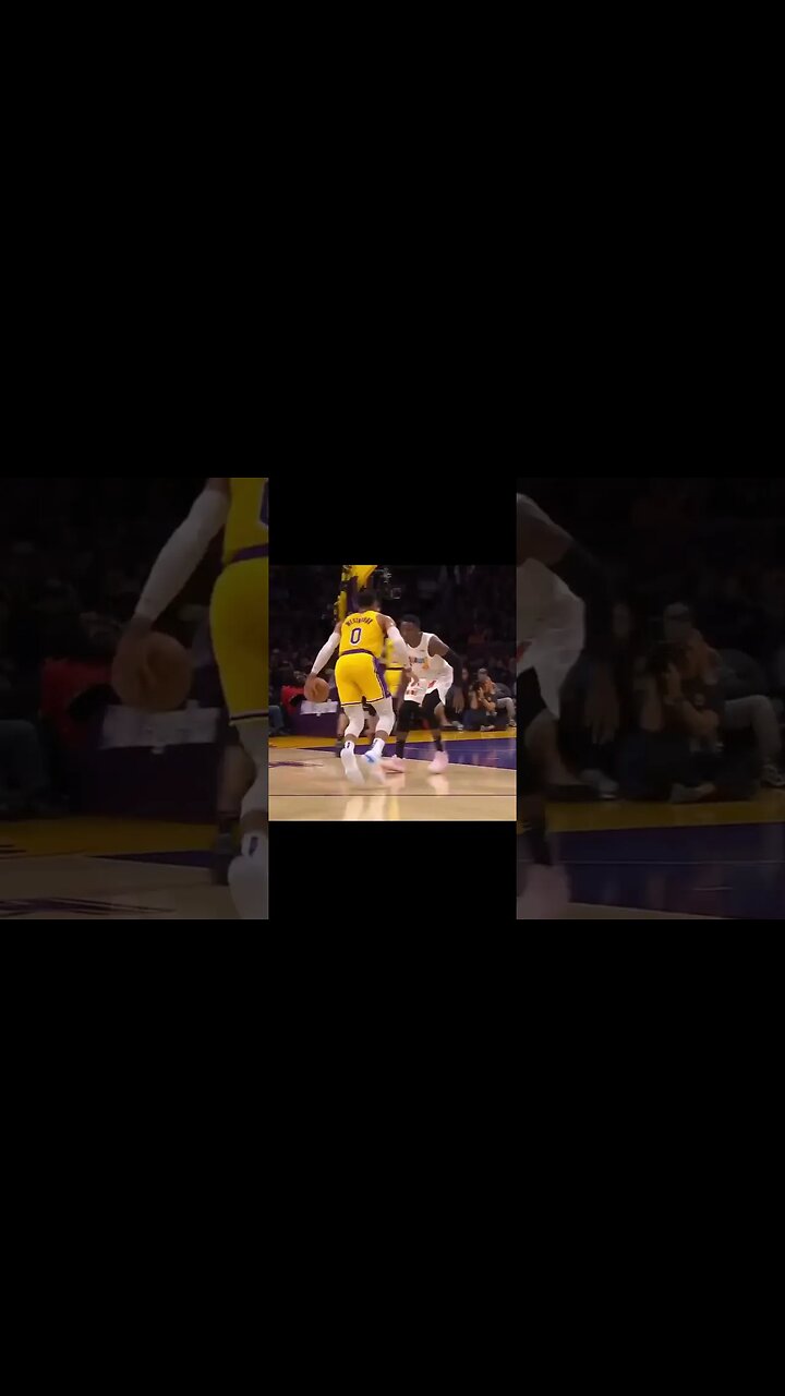 Russell Westbrook FILTHY CROSSOVER @victoroladipo #crossovermeme