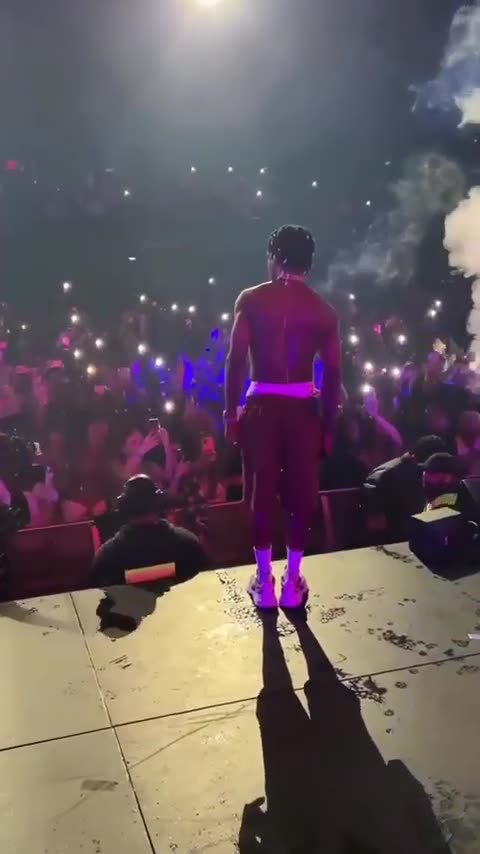 Australia Didn't Calm Down For Rema To Sing 😂♥️ #shorts