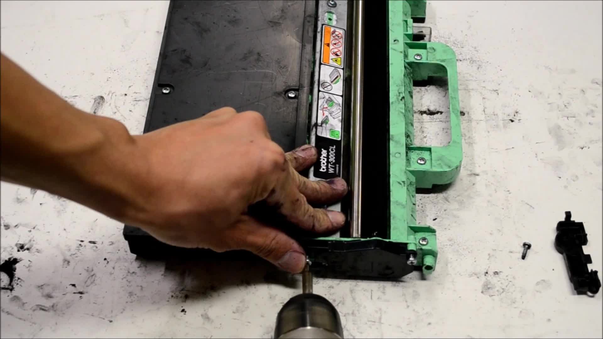 How to reuse Brother printer waste toner container box WT300CL cleanup ...