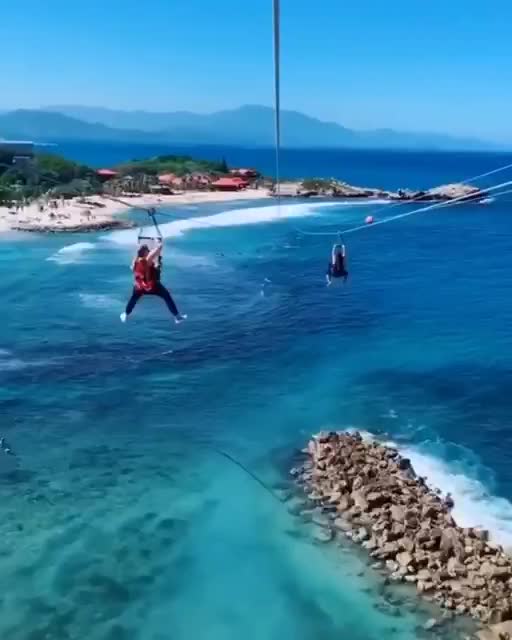 Interesting: World's Longest Zip Line Over Water