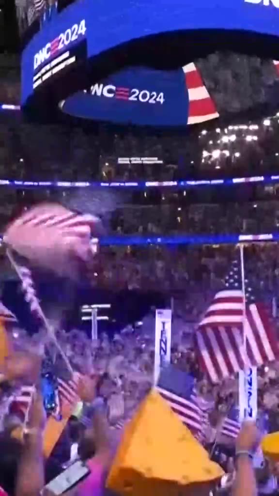 Beyonce song sends DNC crowd wild as special appearance rumors swirl