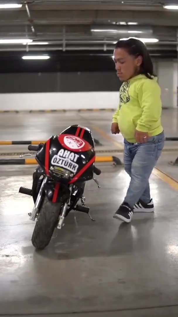 Midgets And Motorcycles