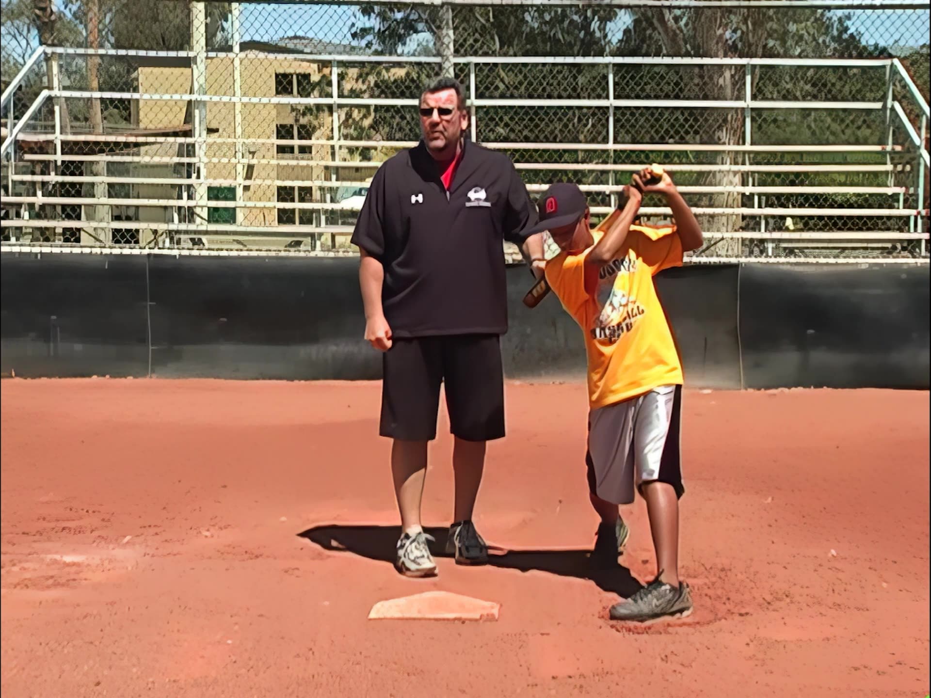 Hitting part 1 - Baseball Tips and Techniques featuring Coach Tom Waddell