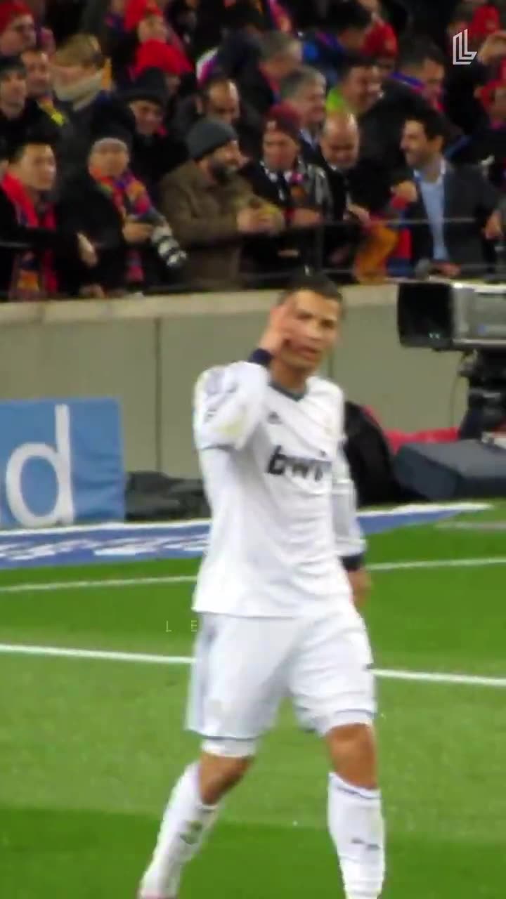 Ronaldo only used this celebration twice in his career, remember it? 🤔