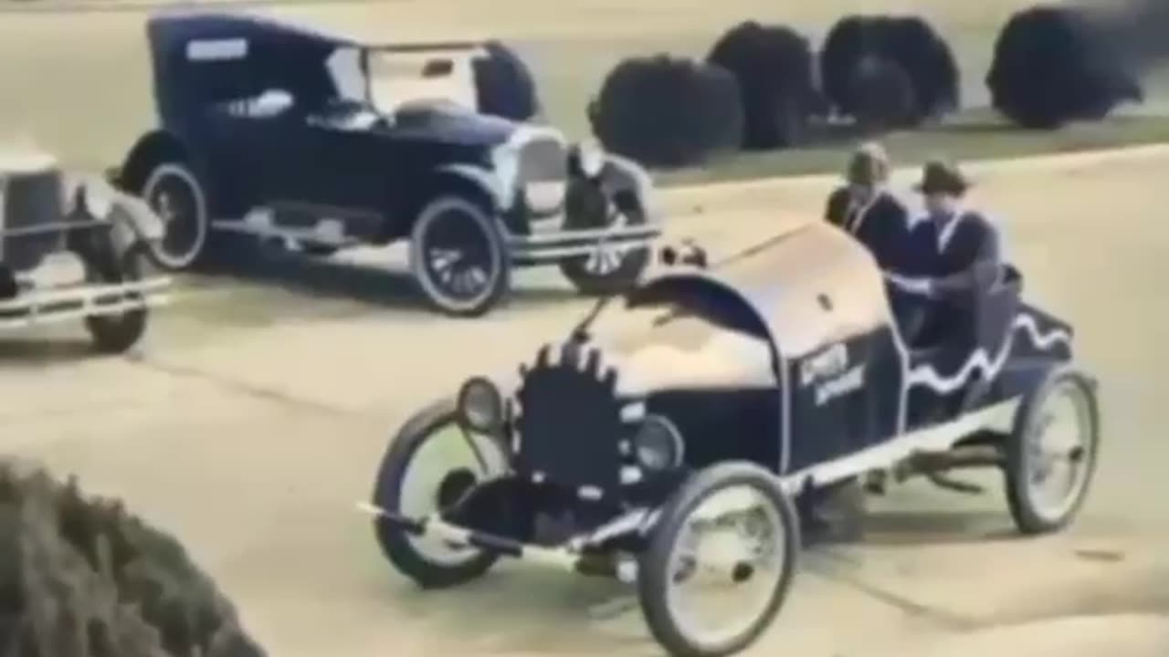Cars from years past. Follow us 🔹 __HOT NEWS__ 🔥