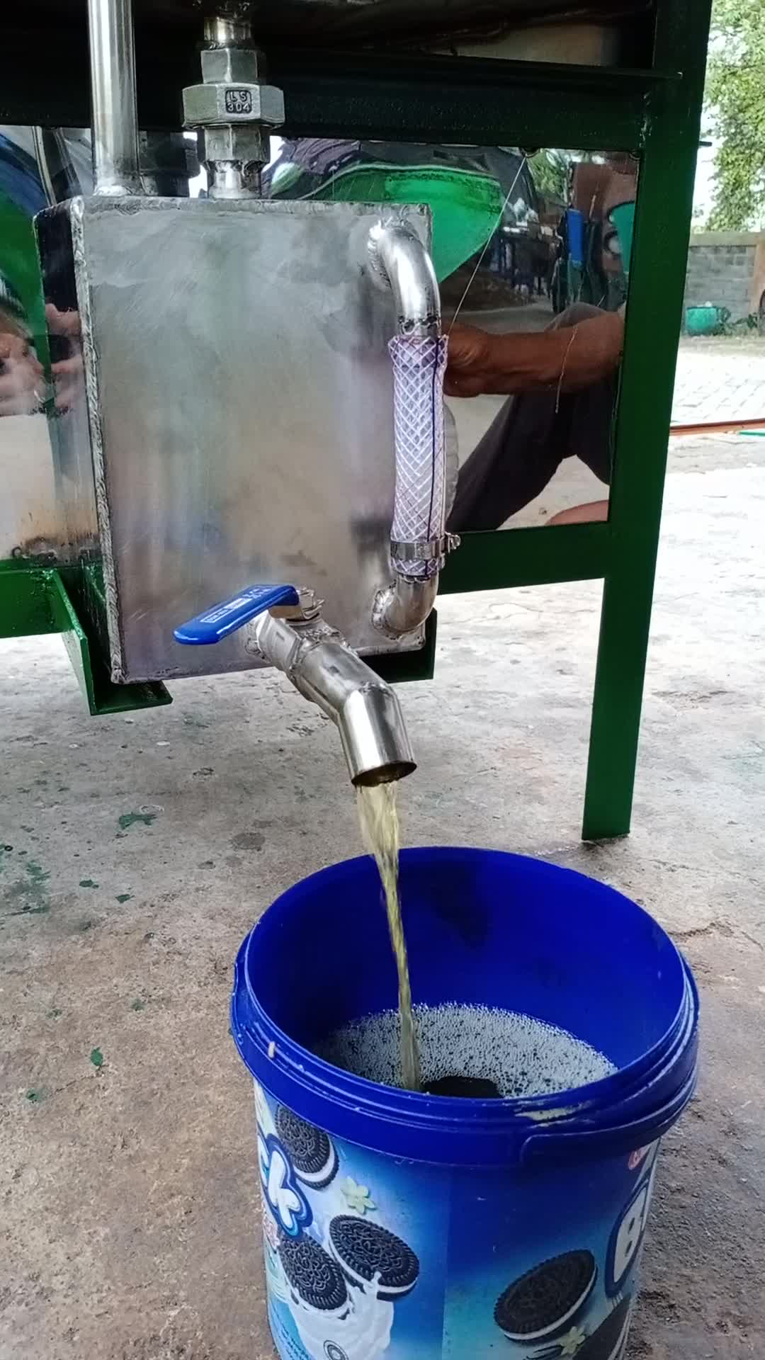 FUEL FROM PLASTIC WASTE