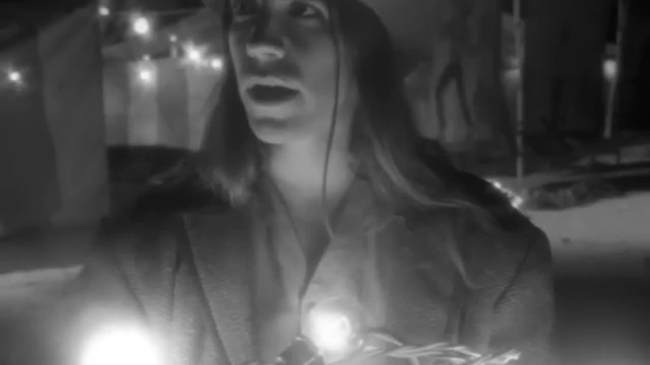 Red Hot Chili Peppers - Soul To Squeeze (Video)