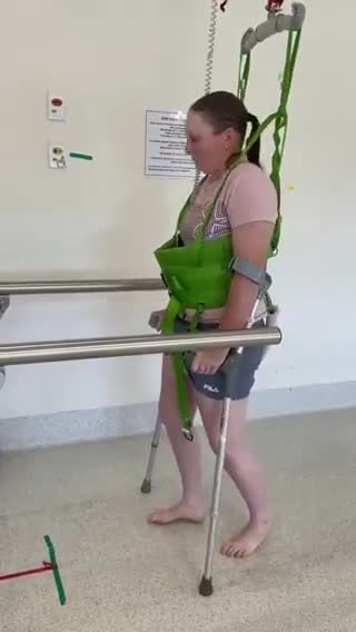 L'athlète équestre Stephanie Gard -19 ans - effect secondaire du vaccin ...
