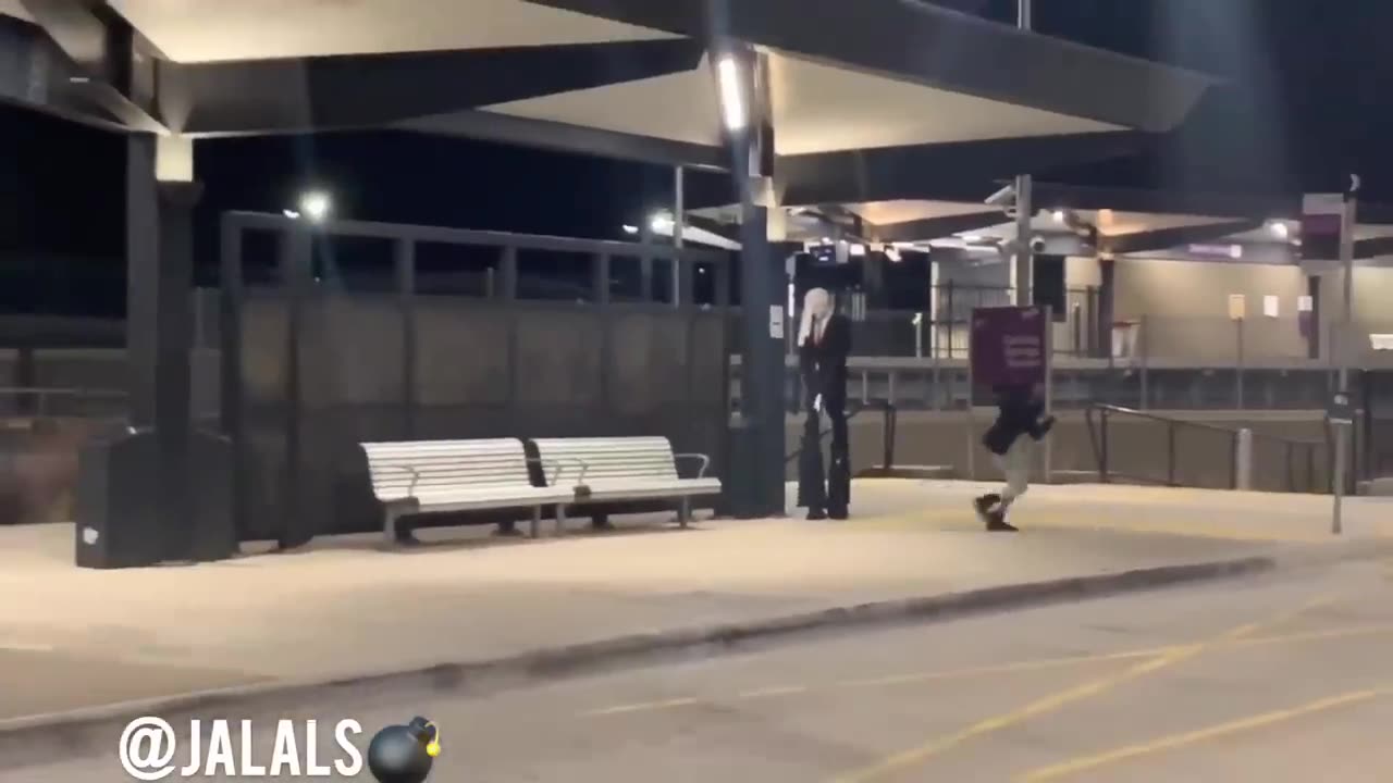 SLENDER MAN PRANK PART 1