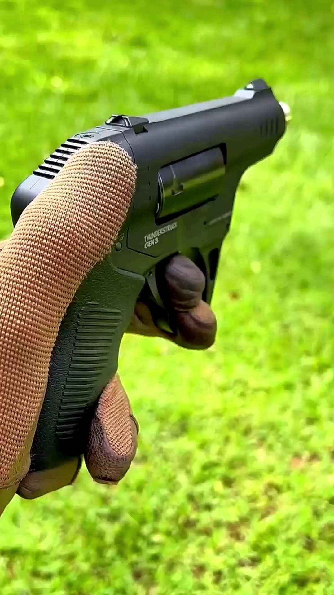 Thunder Revolver Asmr