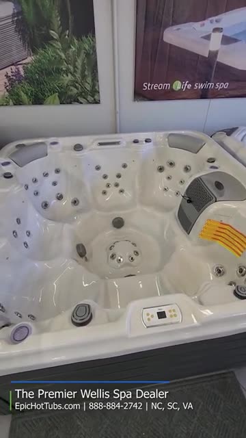 Libra Hot Tub from Wellis Spa | 7 Person Hot Tub Quick Overview
