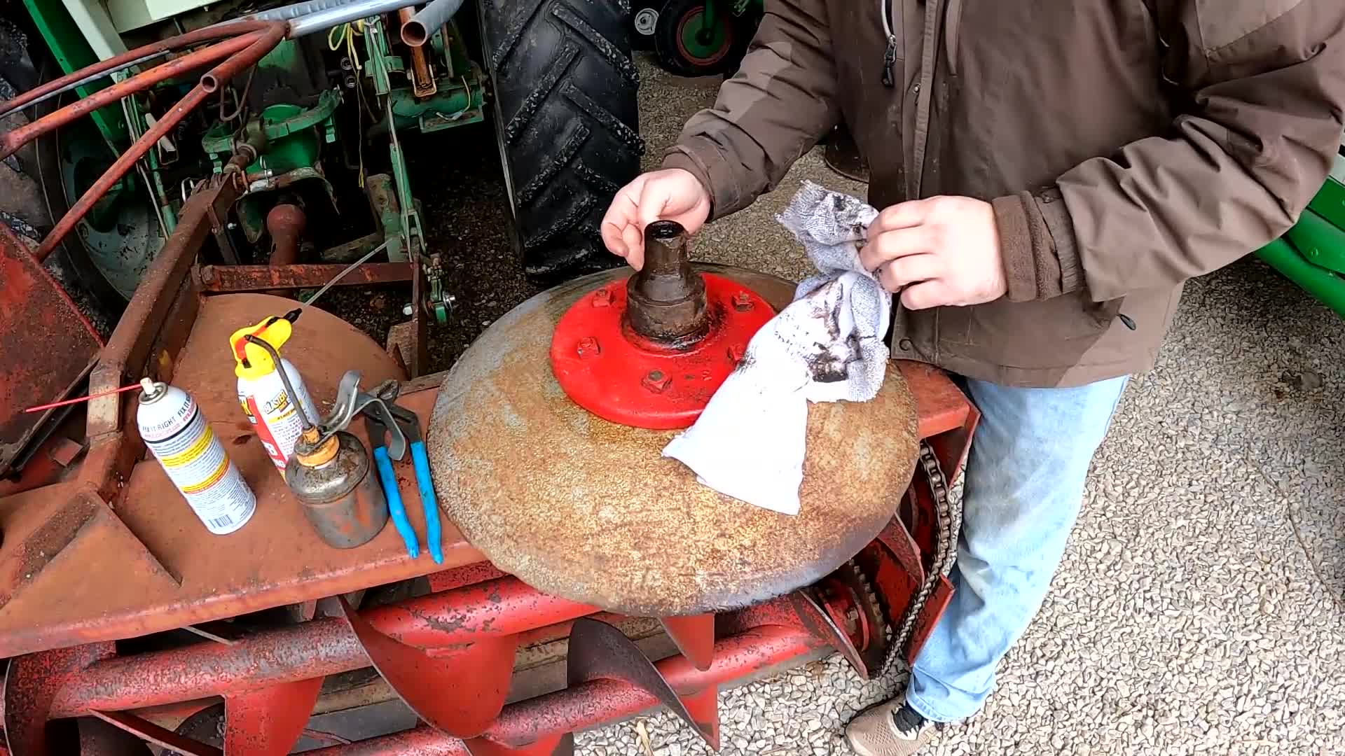 Fixing The Oliver Disc Plow: One Blade Won't Turn! Is It Time For The ...