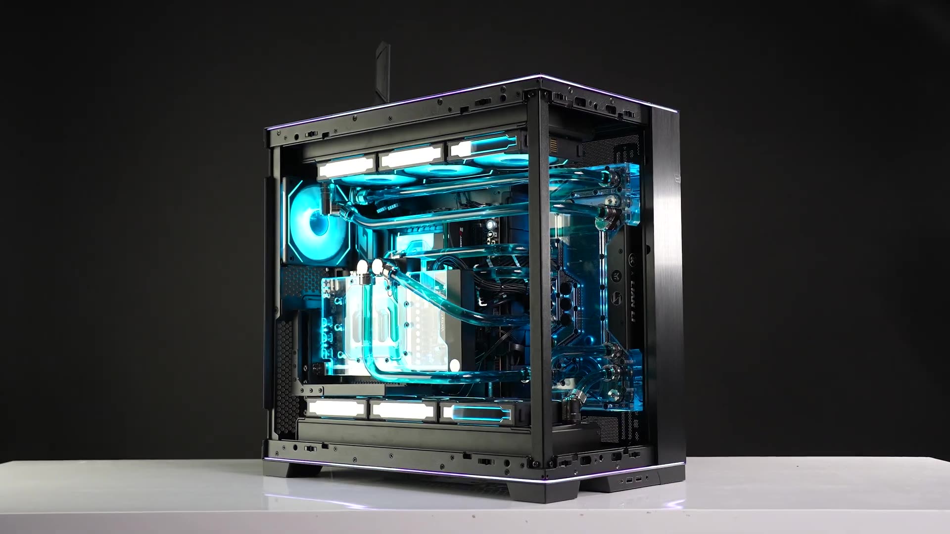 WATERCOOLED 🌊 RTX 4090 Gaming PC Build + FPS Benchmark (4K @ Maximum ...