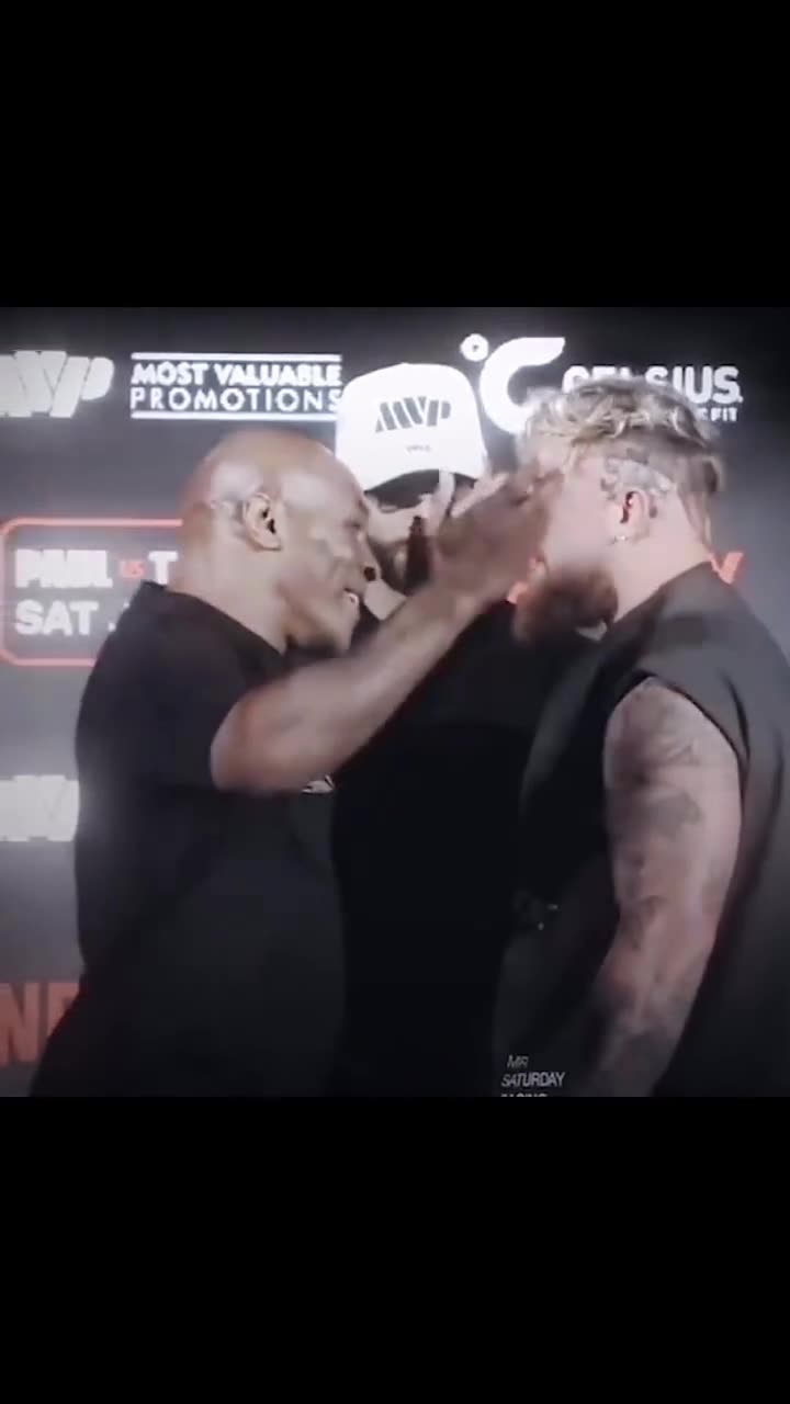 Mike Tyson vs Jake Paul