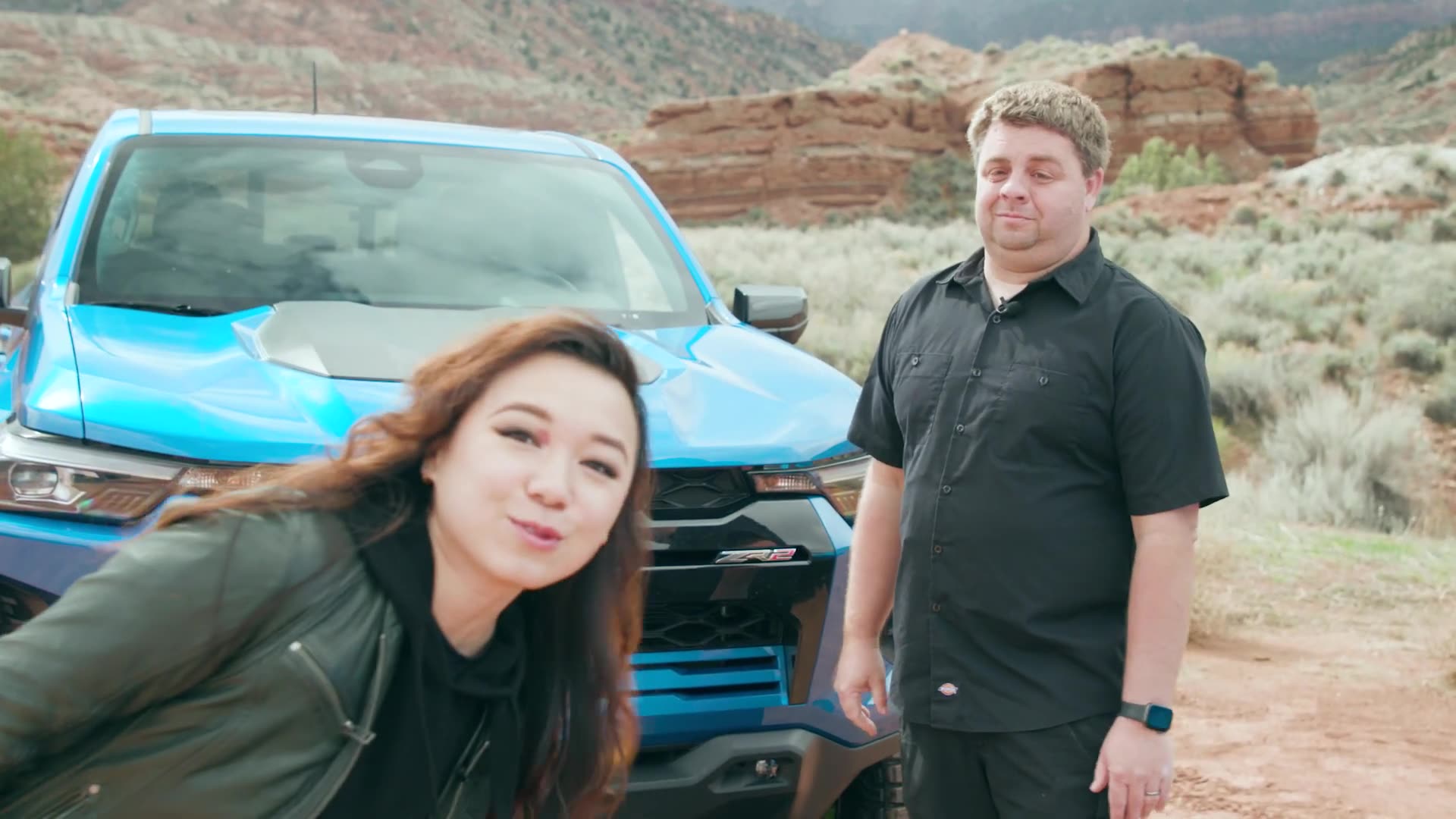 2024 Ford Ranger Raptor vs. 2024 Chevy Colorado ZR2 Off-Road Comparison ...