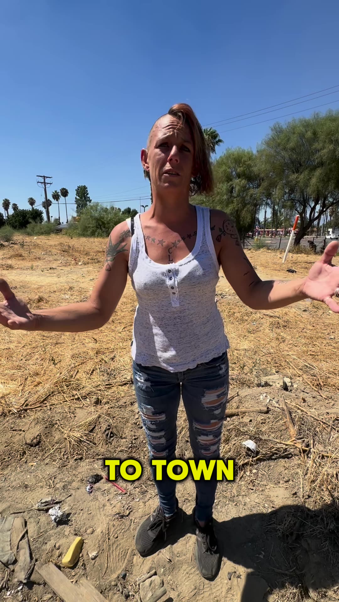 Millionaire blessed homeless who was leaving her tent to move and her ...