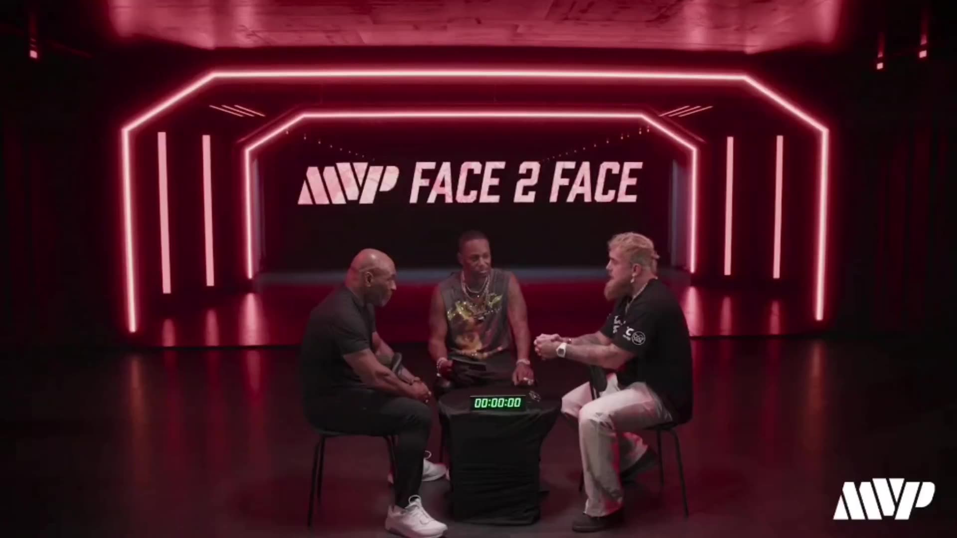 Jake Paul gifts Mike Tyson a pigeon from Southeast Asia, he’s going to ...