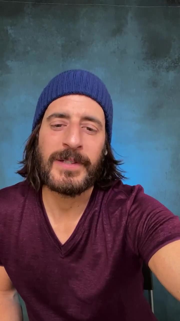 A new moment of prayer and good godly time with Jonathan Roumie