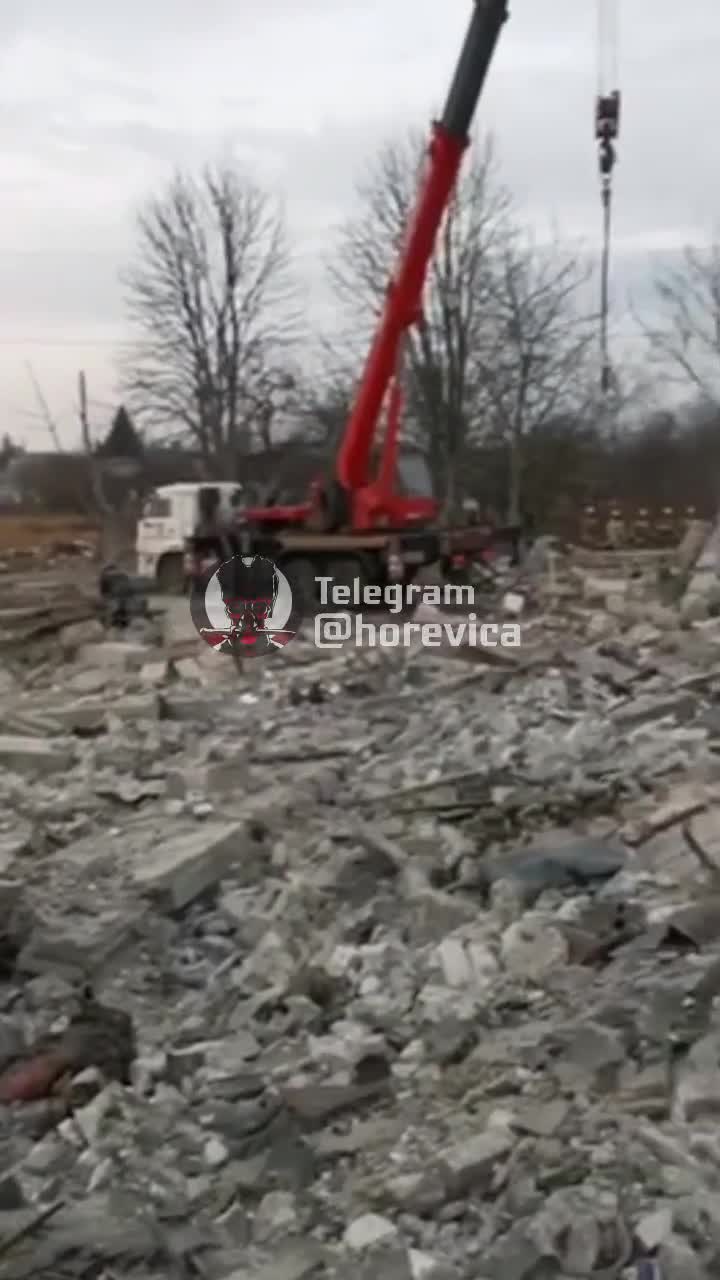 📍Fire strike from the Himars MLRS on the building where the mobilized ...