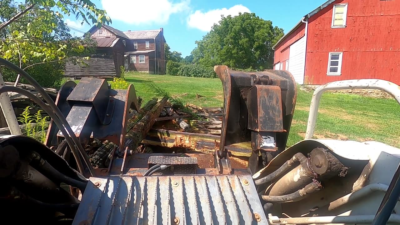 Restoring a 200 Year Old Farmhouse: Major Clean Up Of The Yard