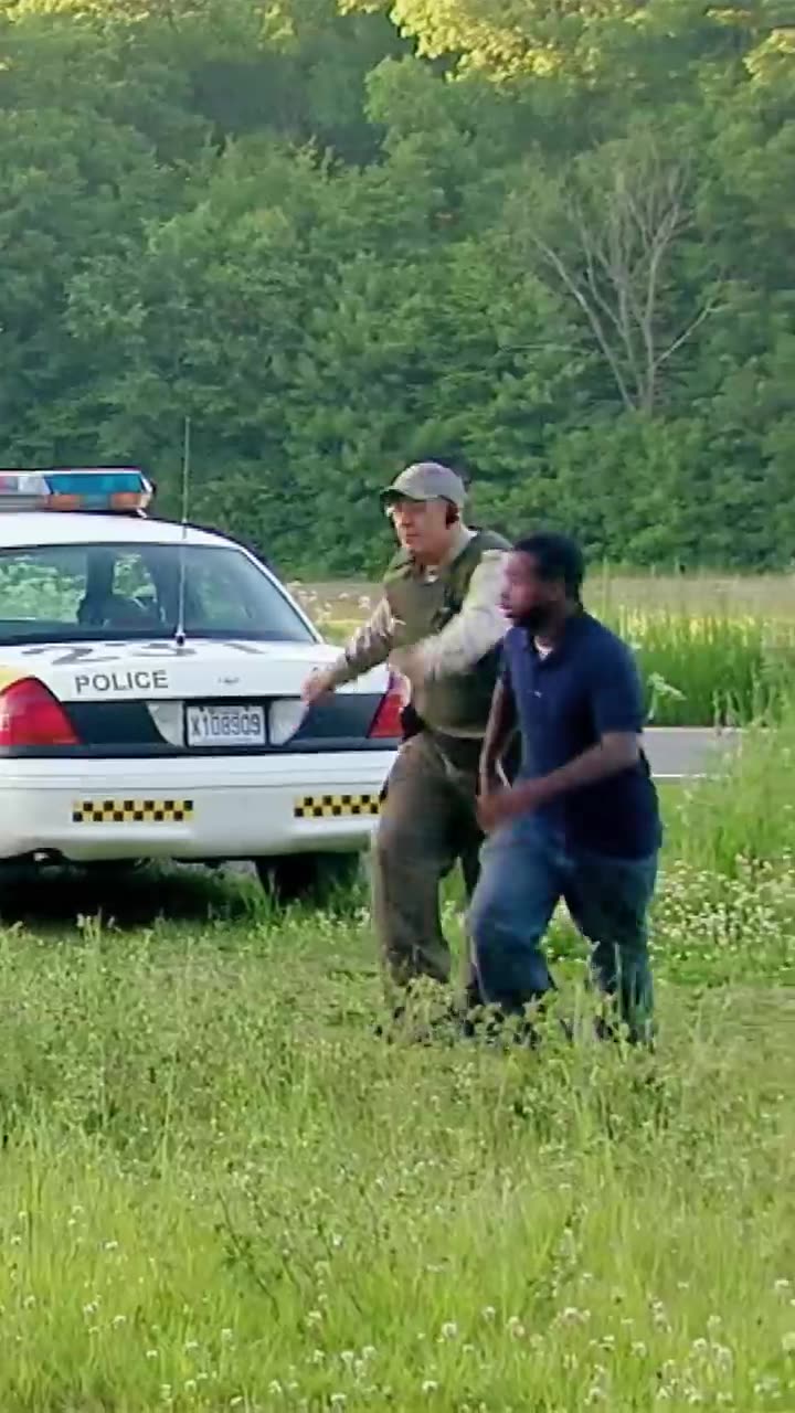 "Gen Z Alien Prank - You Won't Believe Their Reactions!"