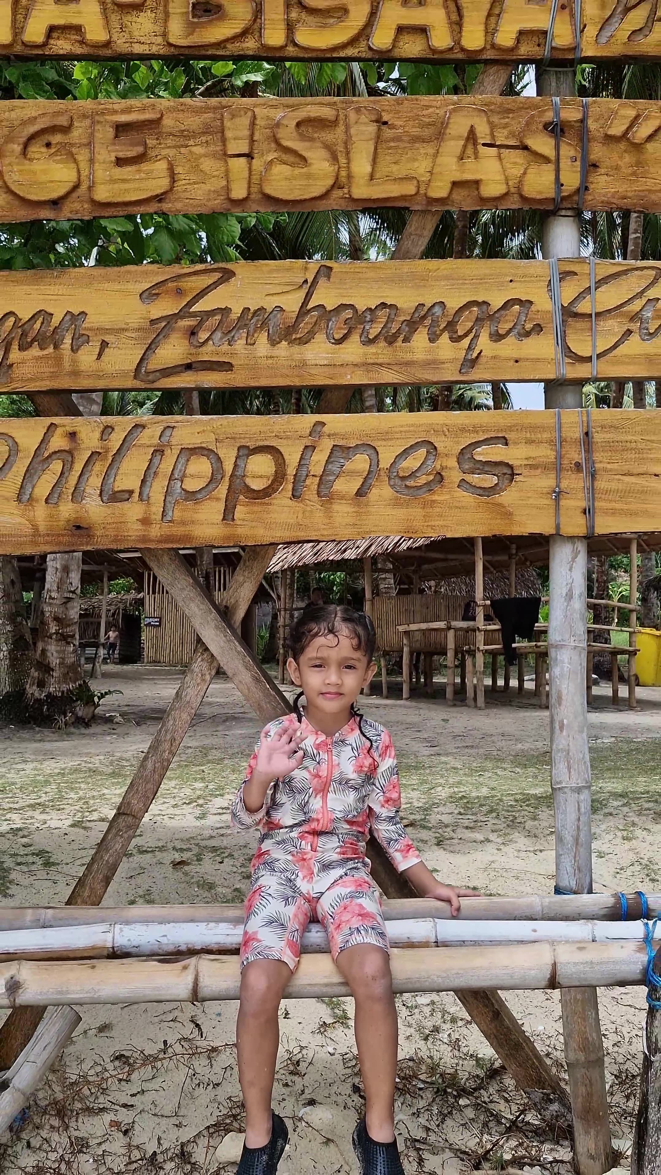 Cheeky exploring Bisaya-Bisaya Island, Once Islas-10 island tour Zamboanga