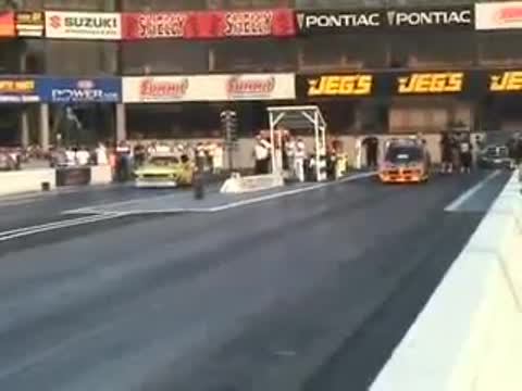 Randy Walls Nitro Funny Car wild Wheelstands NHRR 2007