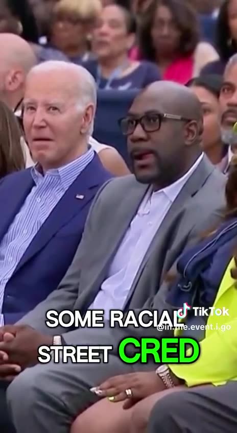 If You Look Closely, You Can See All 67 IQ Points Written On Kamala's Face