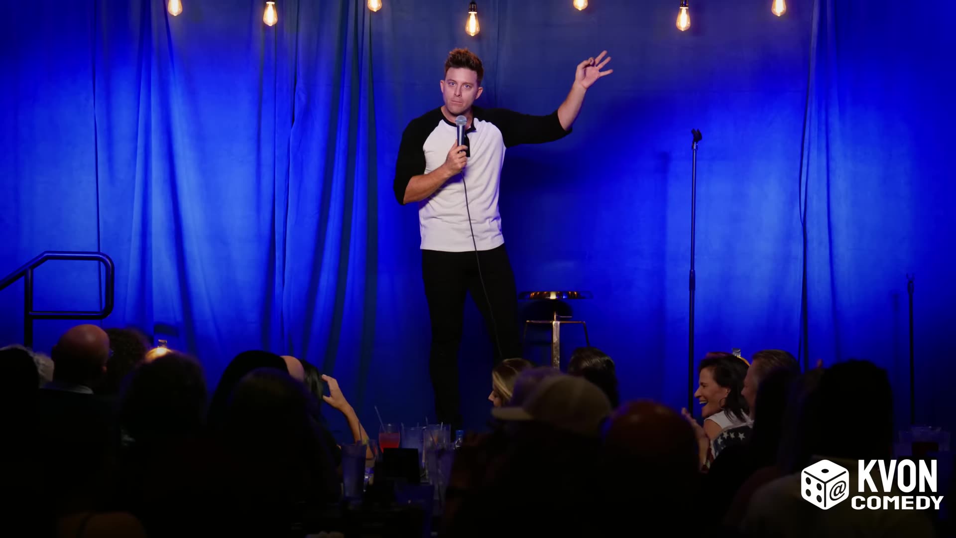 LGBTQiAA+ Lady Gets Mad At Comedian (K-von laughs)