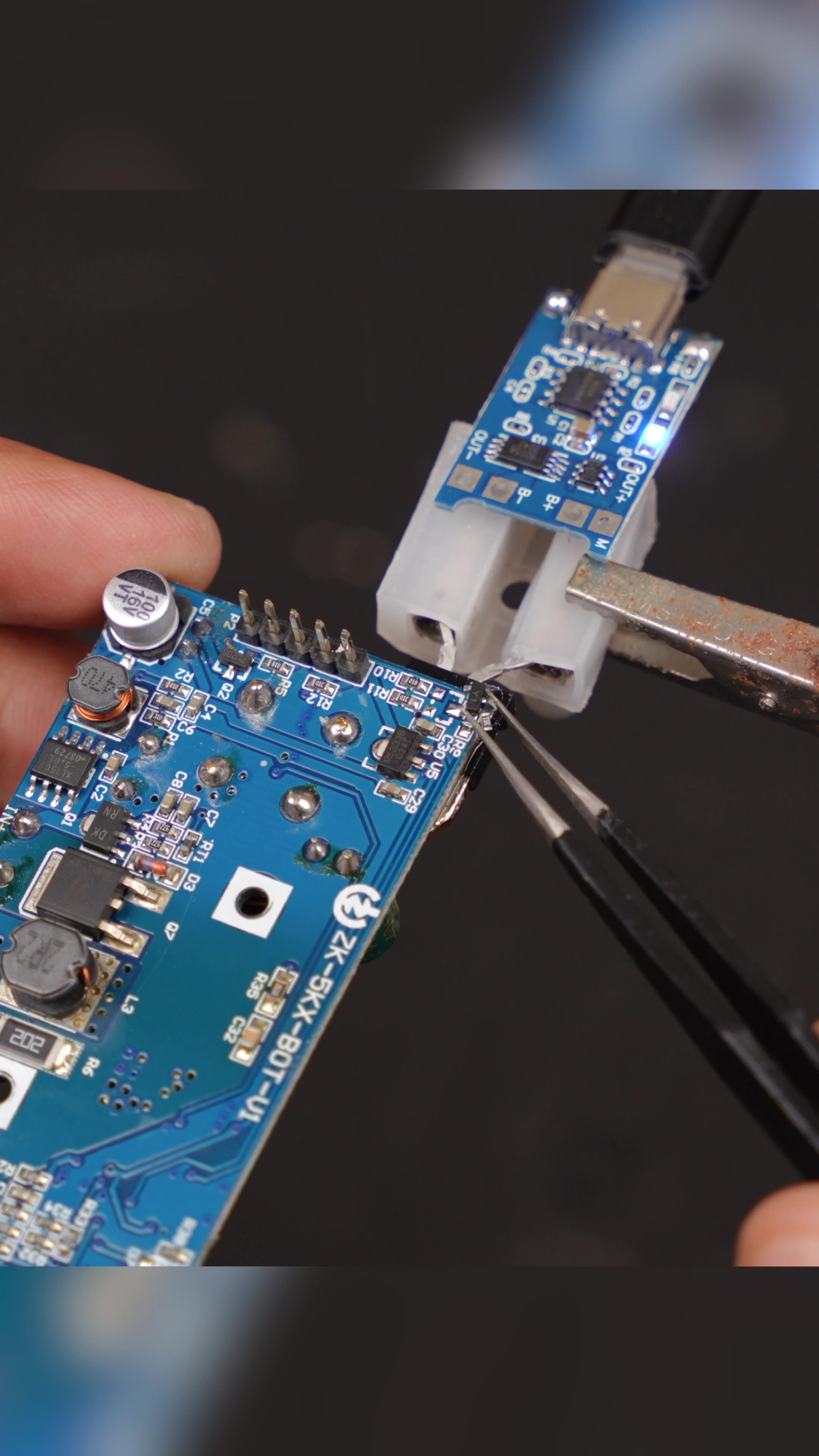 Even You Don't know this | easy way to remove electronic components