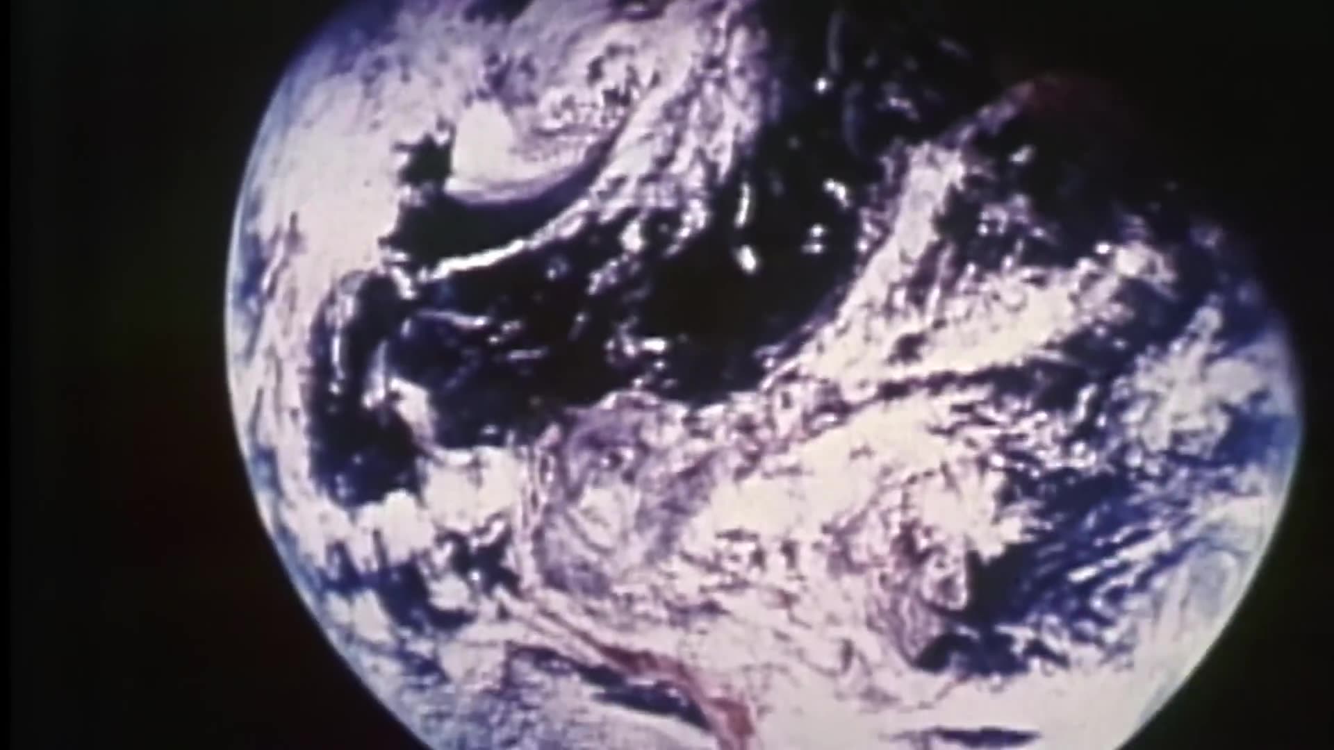 Earthrise: A Conversation with Apollo 8 Astronaut Bill Anders (Official ...