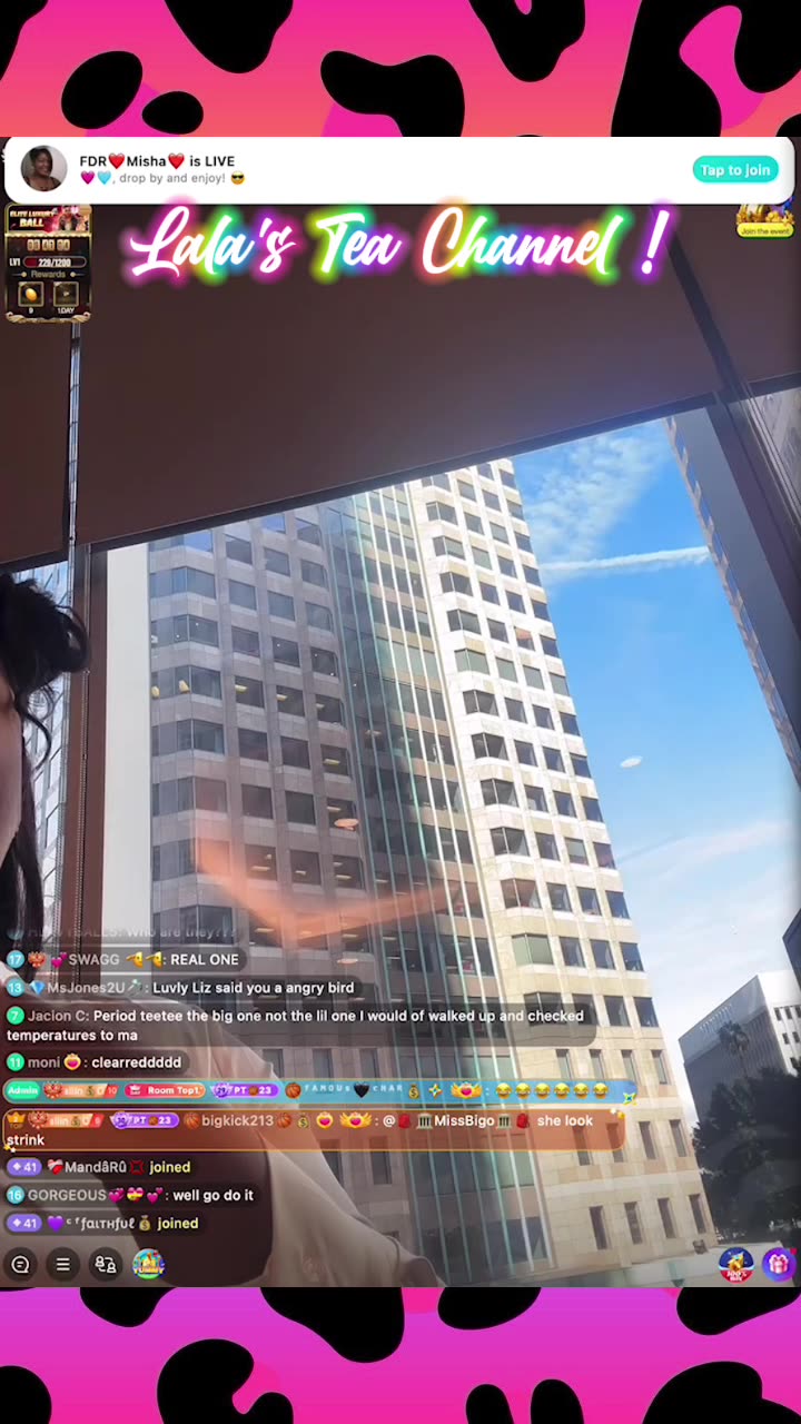 - PRETTYTEETEE ; BEHIND THE SCENES OF BIGO CON