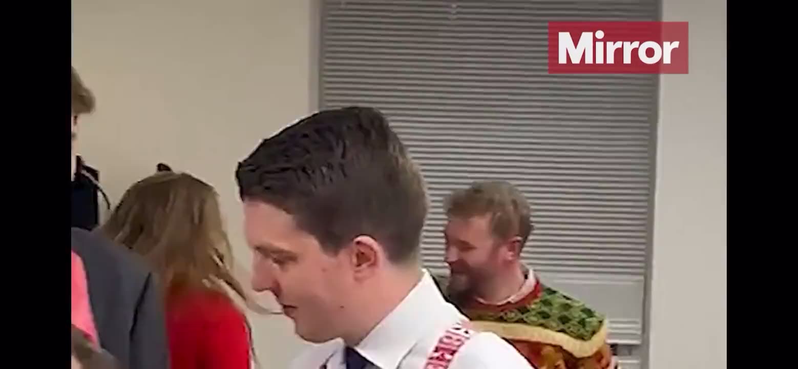 UK CCHQ Staff Boozing, Dancing, Joking about Covid Lockdowns - Dec 2021