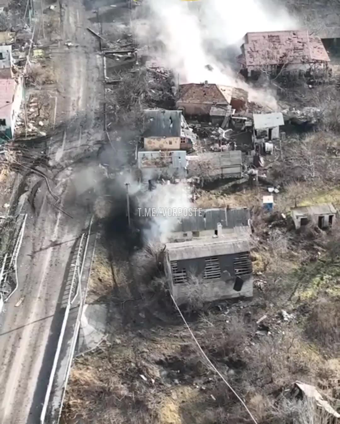 Bakhmut. Ukrainian BMP under artillery fire from Wagner PMC fighters