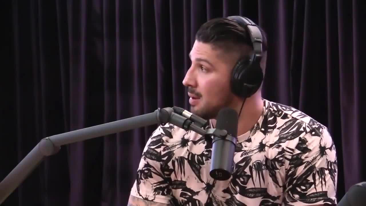 Joe Rogan on rapper Tekashi69