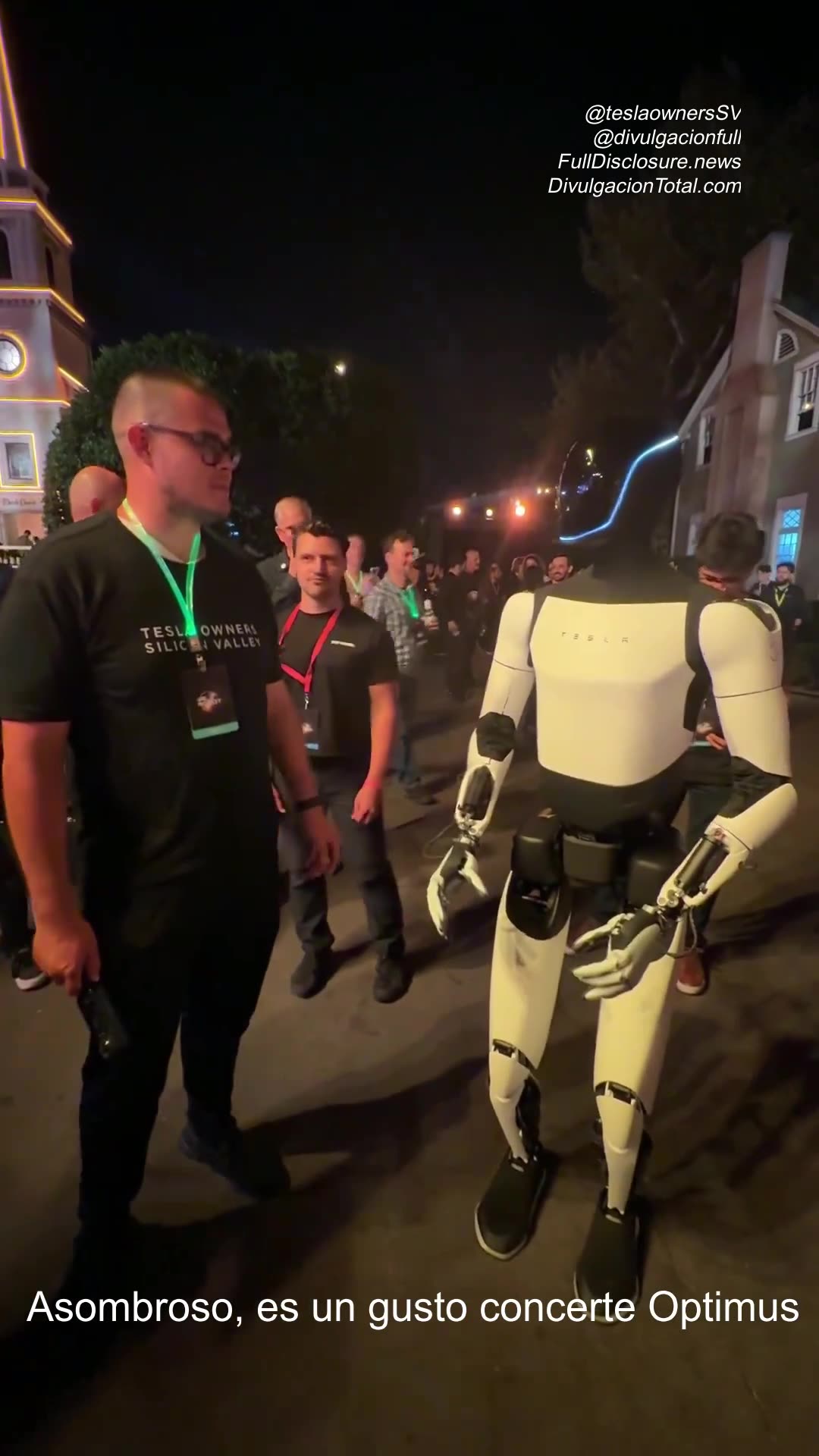 Tesla Optimus Robot Talking with a Human
