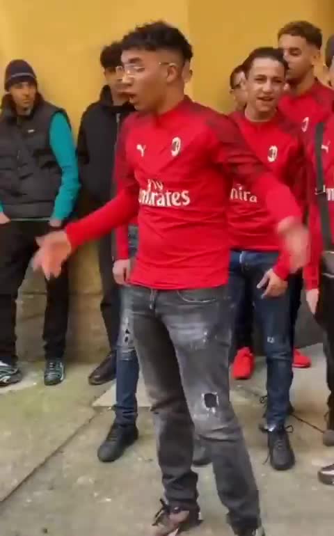 A milano video di rapper