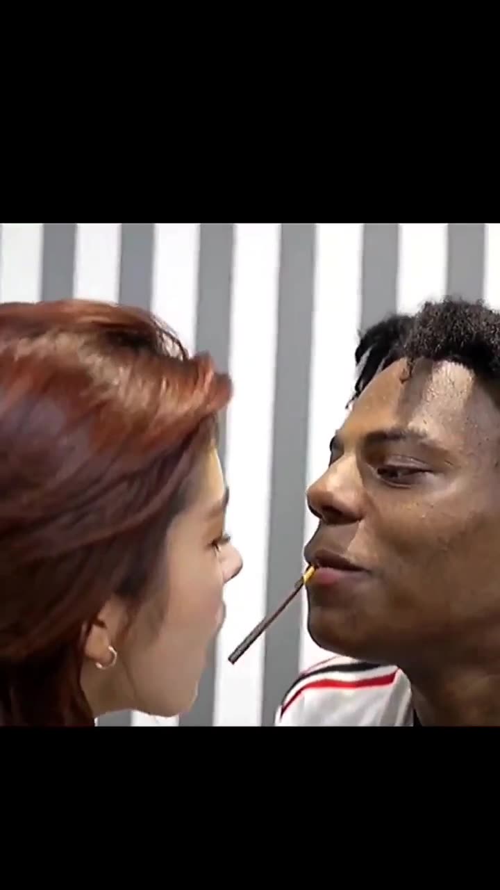 IshowSpeed😂 kiss his girlfriend in Japan 🇯🇵 🔥 #ishowspeed #speed #japan ...