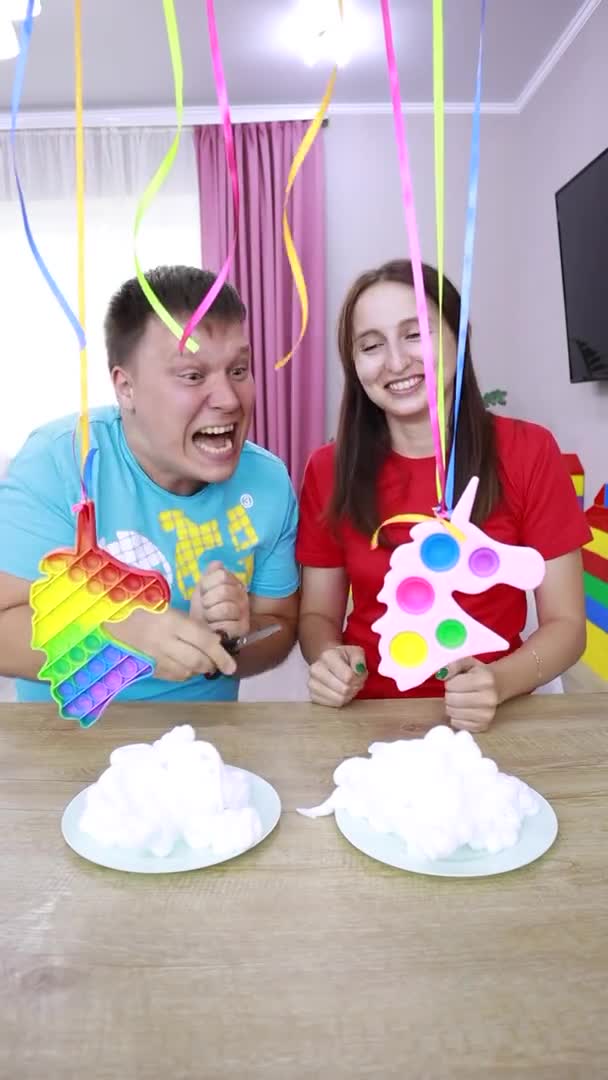 Pop It vs Simple Dimple challenge 😂