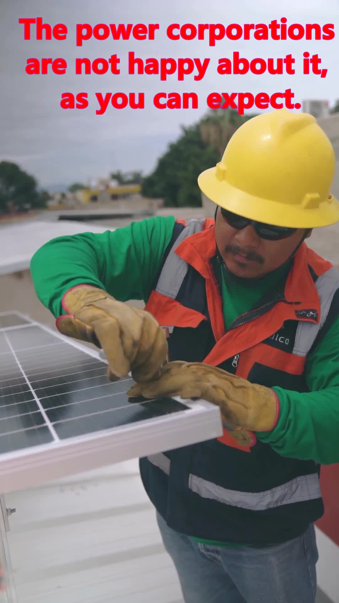 This DIY Solar Panel Moves Like a Plant, Using 10% Less Space and ...