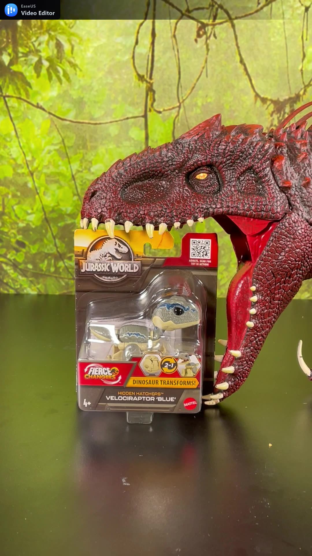 Jurassic World Transforming Dinosaurs Fierce Changers Velociraptor Blue ...
