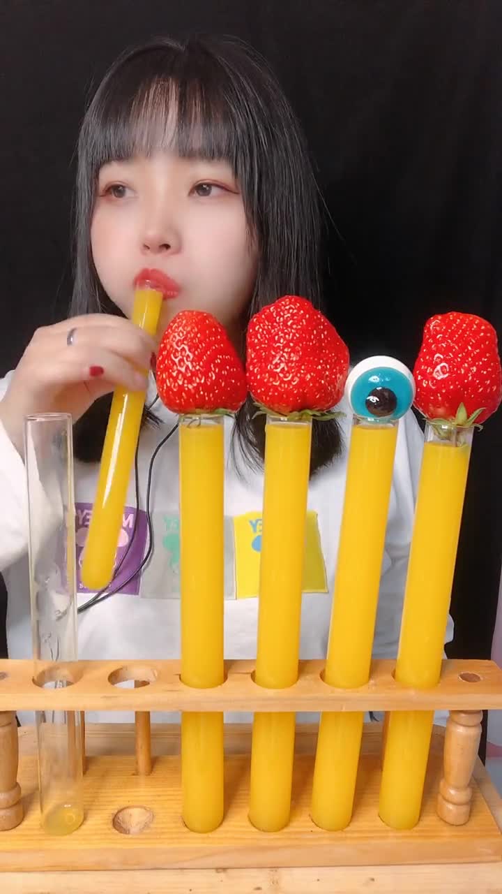 Asmr water drinking and eating