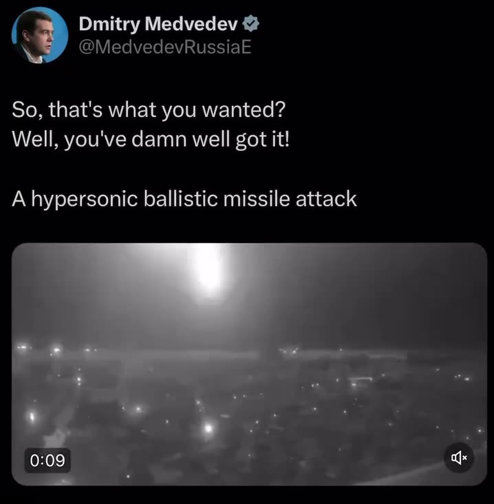 Russia’s hypersonic ballistic missile - 'Hazel - striking military ...