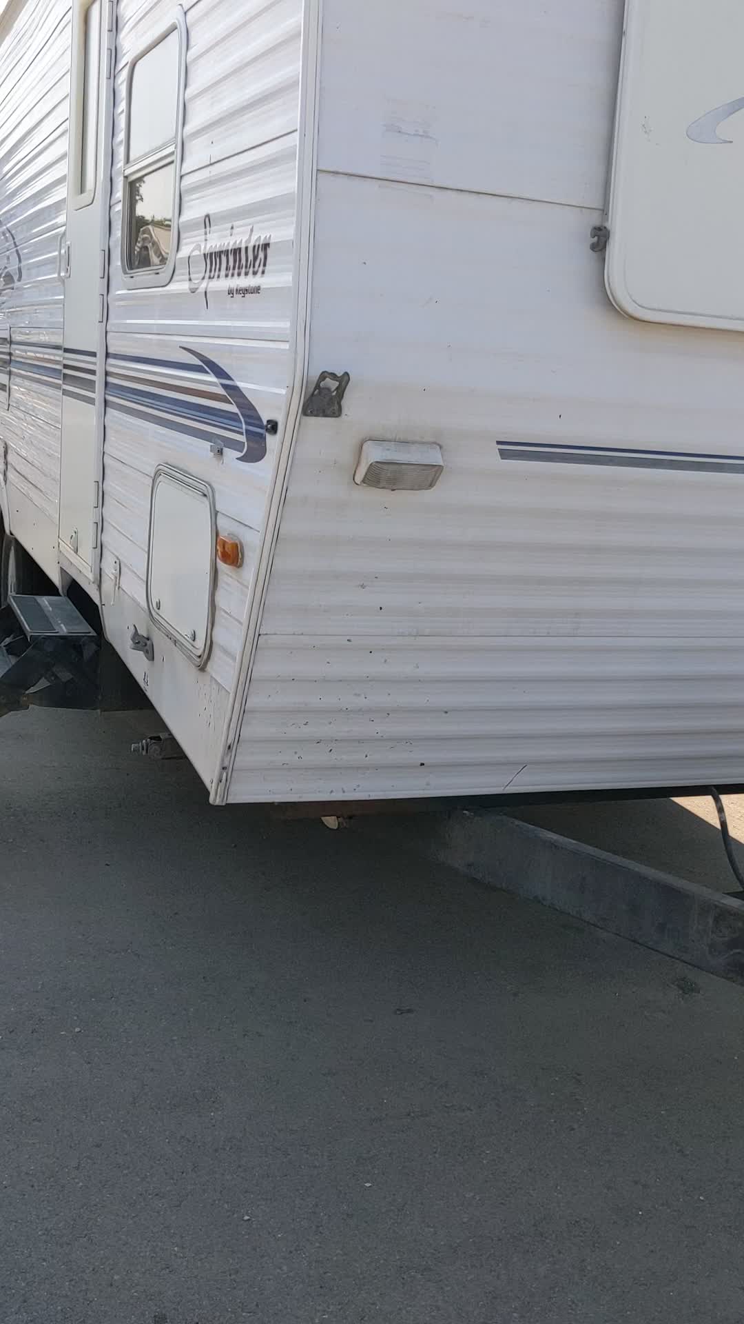 2002 Keystone Sprinter at the auction by ManicBeastBoise