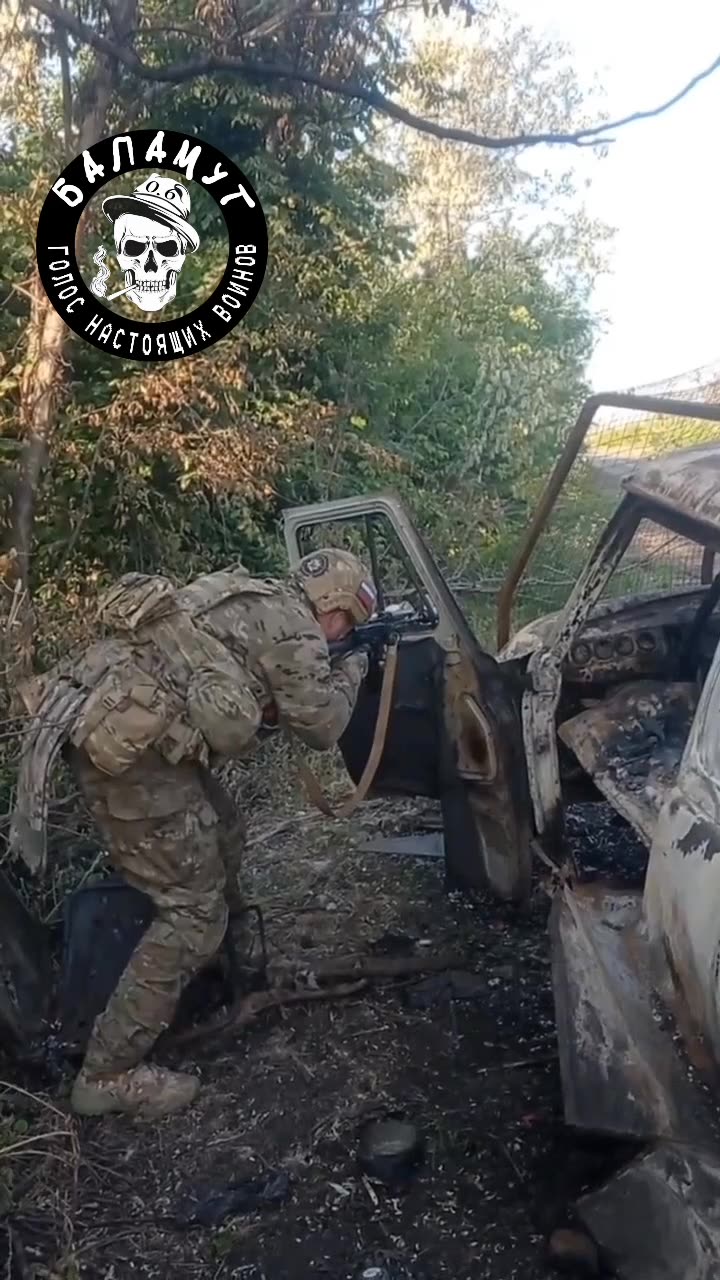 One of the ways to clear mines on the front line 🤙🏼